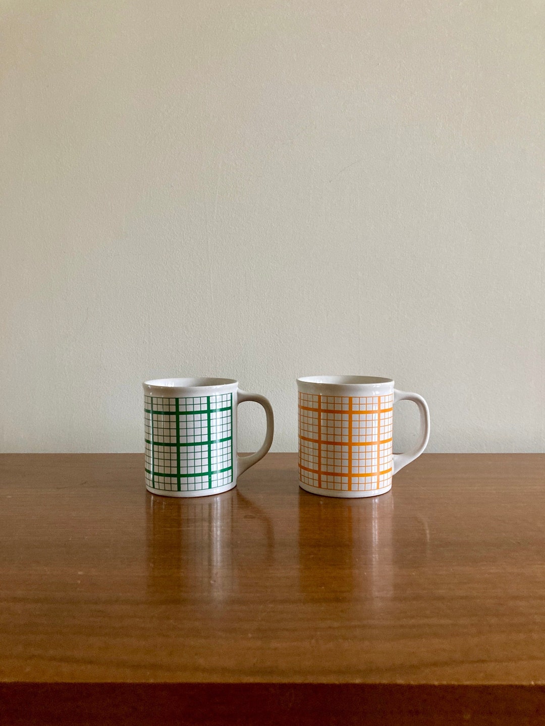 80s90s Grid Mugs | Retro Coffee Mugs | Vintage Orange and Green Grid ...