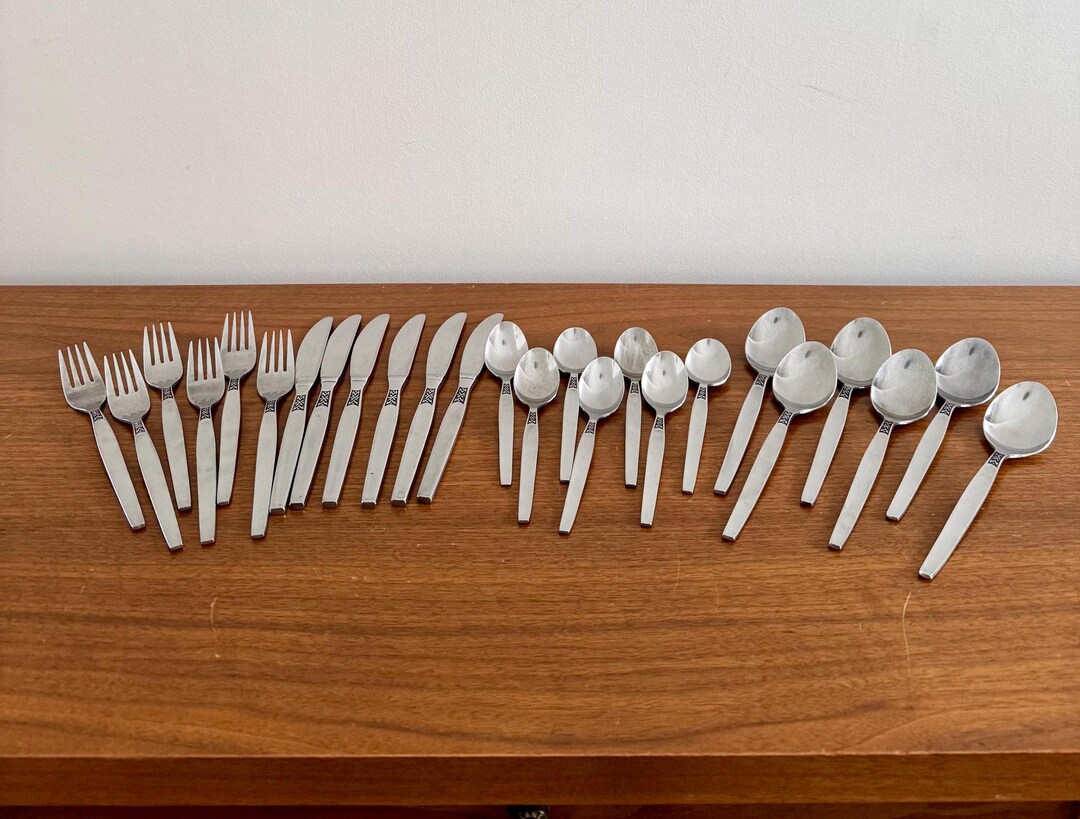24 PC Retro 60s70s Flatware SET | Witton Stainless Taiwan | Embossed Floral Flatware | Vintage ...