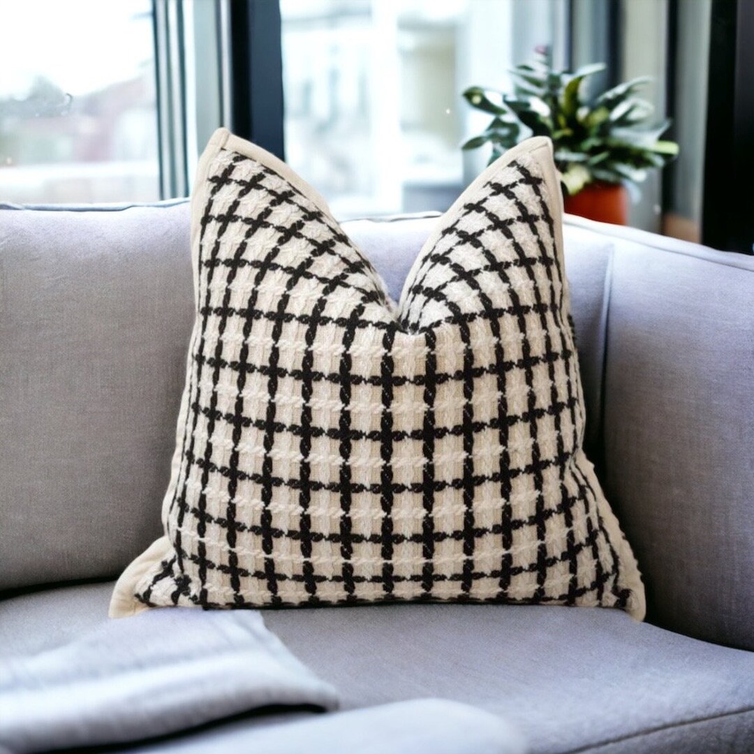 Checkered Pillow Cover for Living Room Sofa Cushion for Family Room ...