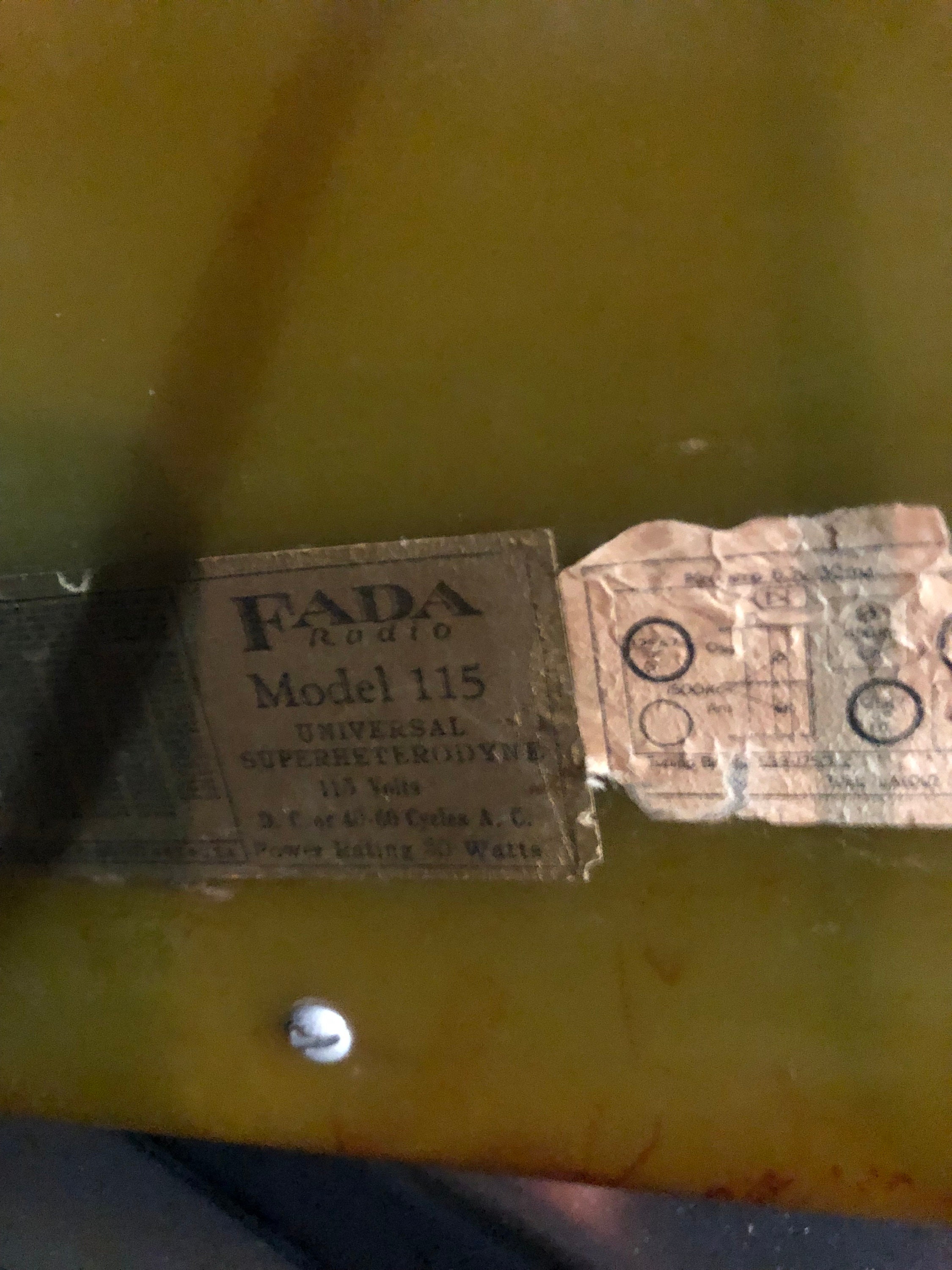 Fada Model 115 Catalin Bullet Radio - Etsy