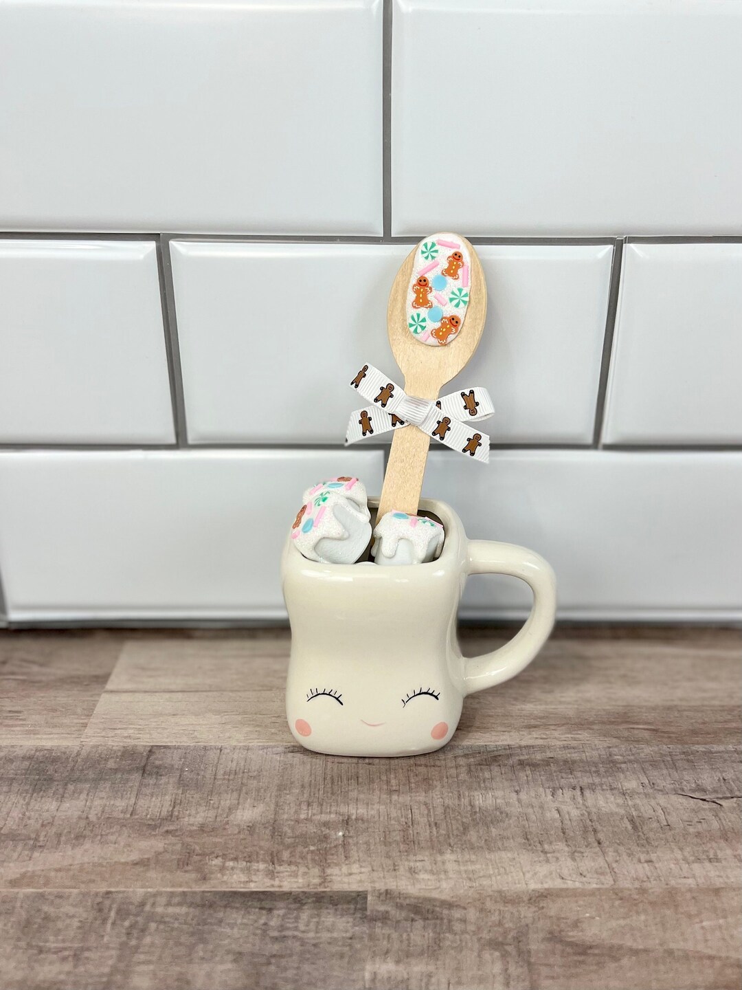 Wooden Spoon & Set of 3 Small Faux Pastel Gingerbread Marshmallows ...