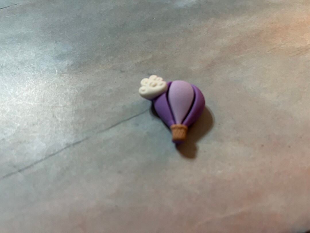 Adorable Hot Air Balloon Cover Minder/refrigerator Magnet/needle Minder ...