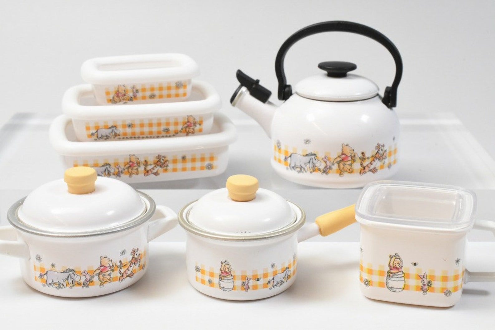 The FUJIHORO Winnie the Pooh Dollhouse Miniature Cooking Diorama ...