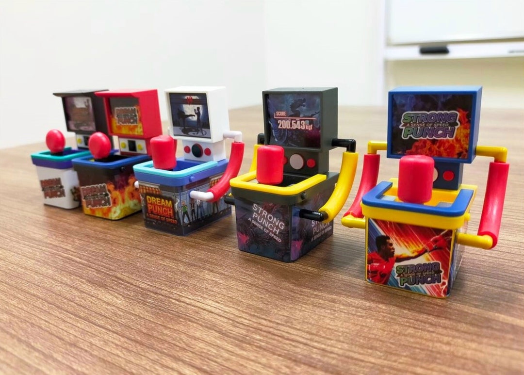 Dollhouse Miniature Diorama Retro Boxing Punching Mascot Arcade Game ...