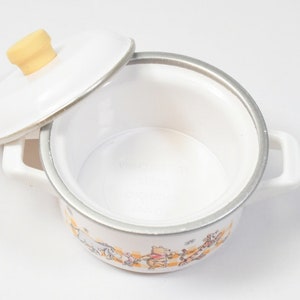 The FUJIHORO Winnie the Pooh Dollhouse Miniature Cooking Diorama ...