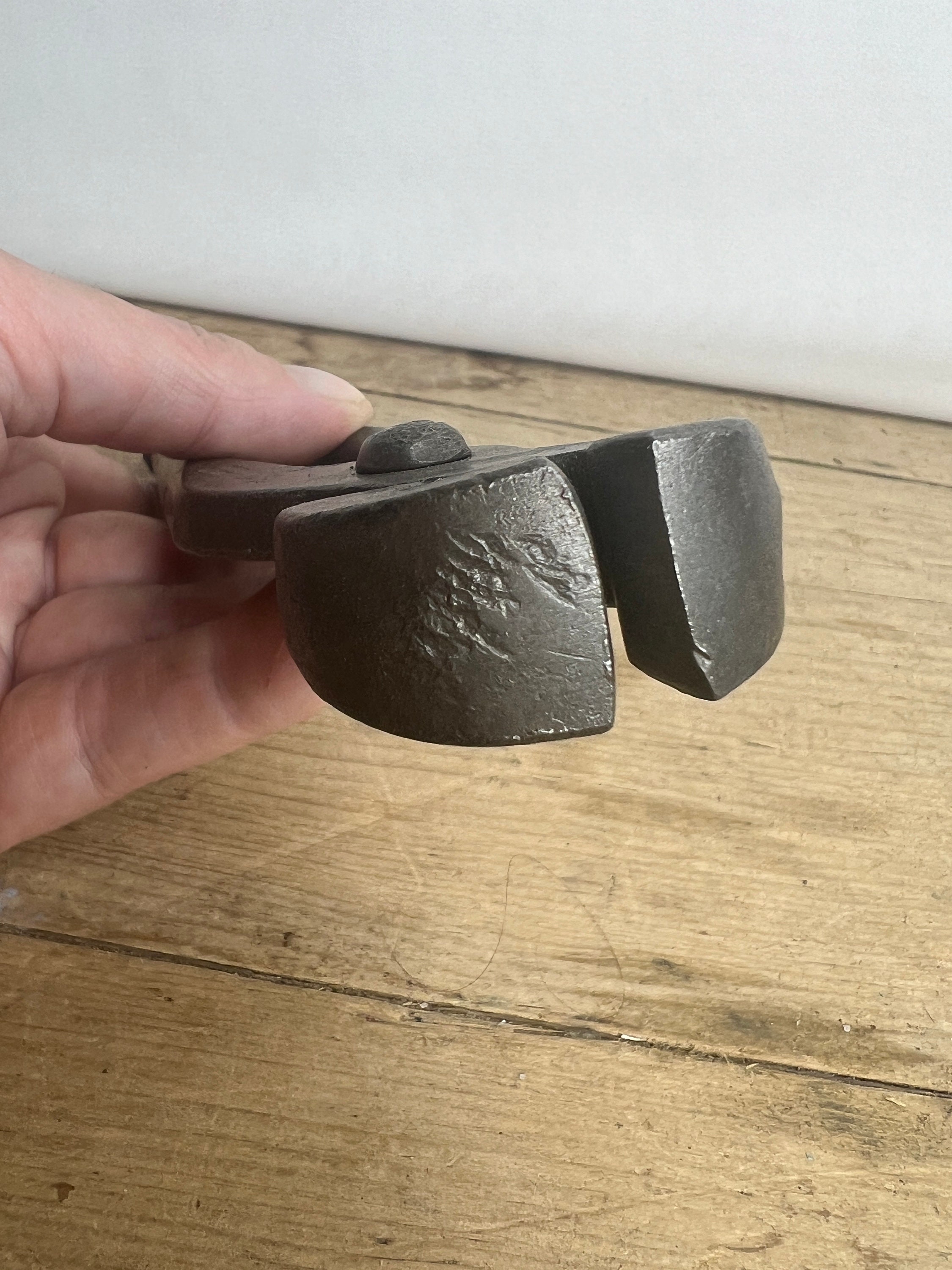 Vintage Elliot Lucas Grips Pliers / Nail Pullers / Tongs. - Etsy