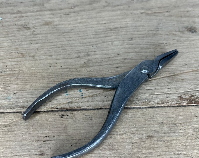 Vintage Flat Thin Nosed Pliers / Wire Cutters - Etsy