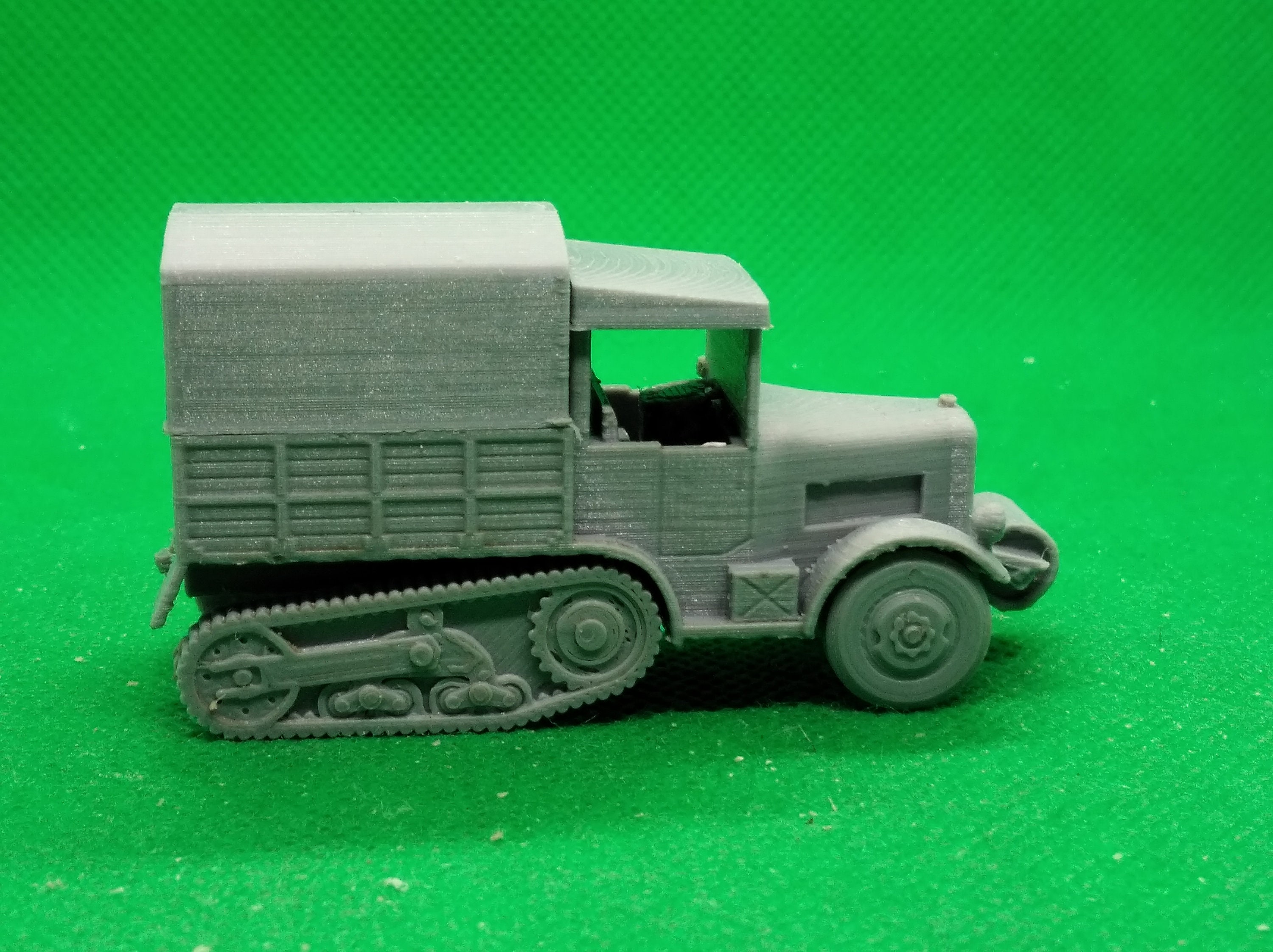1/72 Scale French Somua MCG5 Half Track Artillery Tractor, World War ...