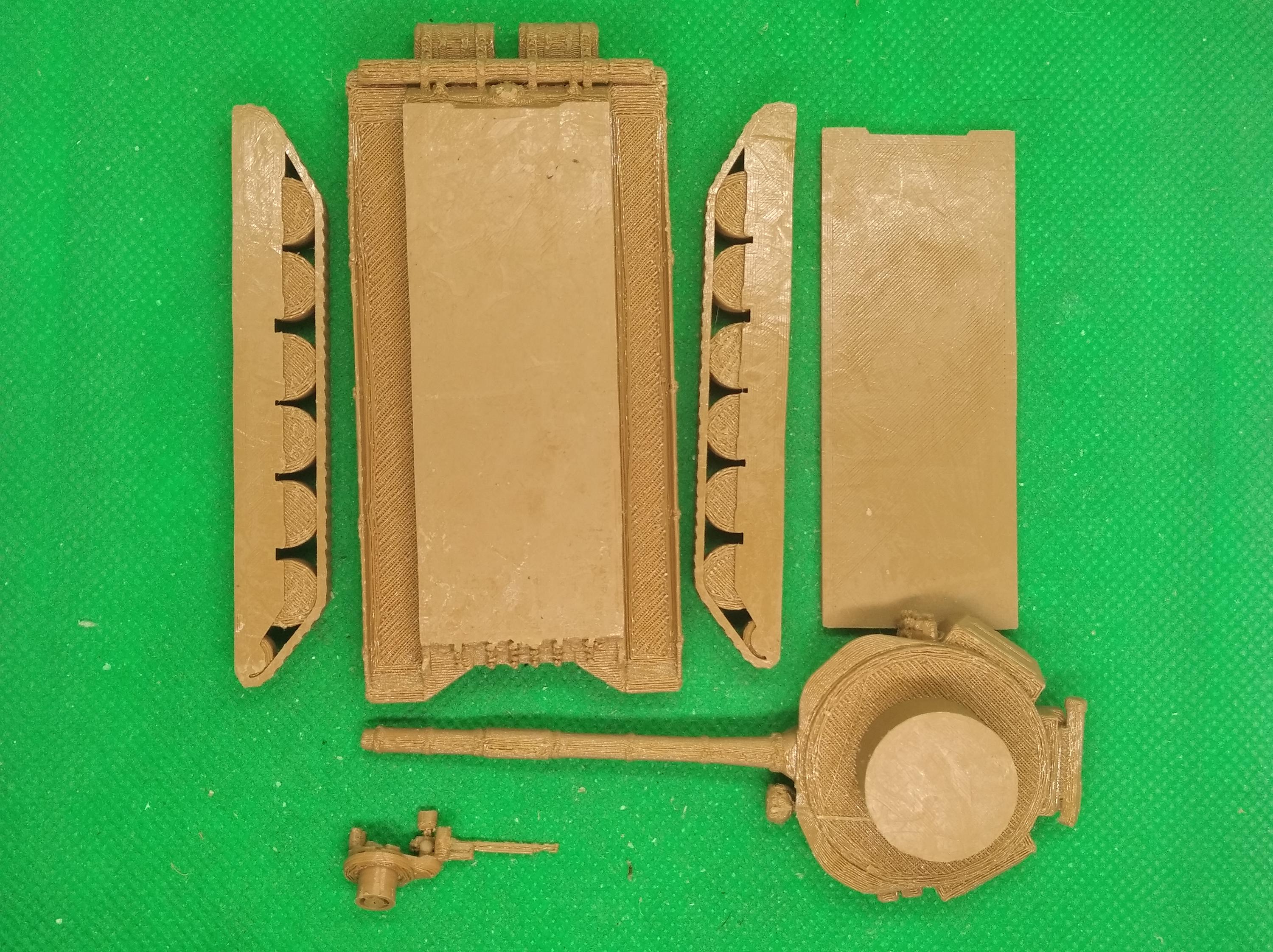 1/72 Scale Soviet T-72B Main Battle Tank (later Turret Storage), Cold ...