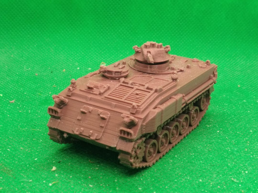 1/72 Scale British FV432 Armored Personnel Carrier With Peak ...