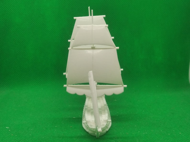 1/700 Scale Spanish Rayo 100-gun Ship-of-the-line, 2nd Rate, Black Seas ...