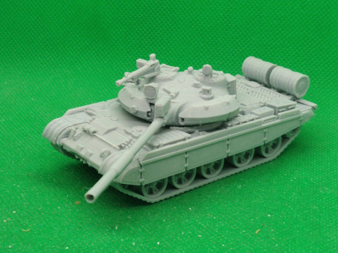 1/72 Scale Russian T-62M Main Battle Tank, Cold War, Warsaw Pact, Post ...