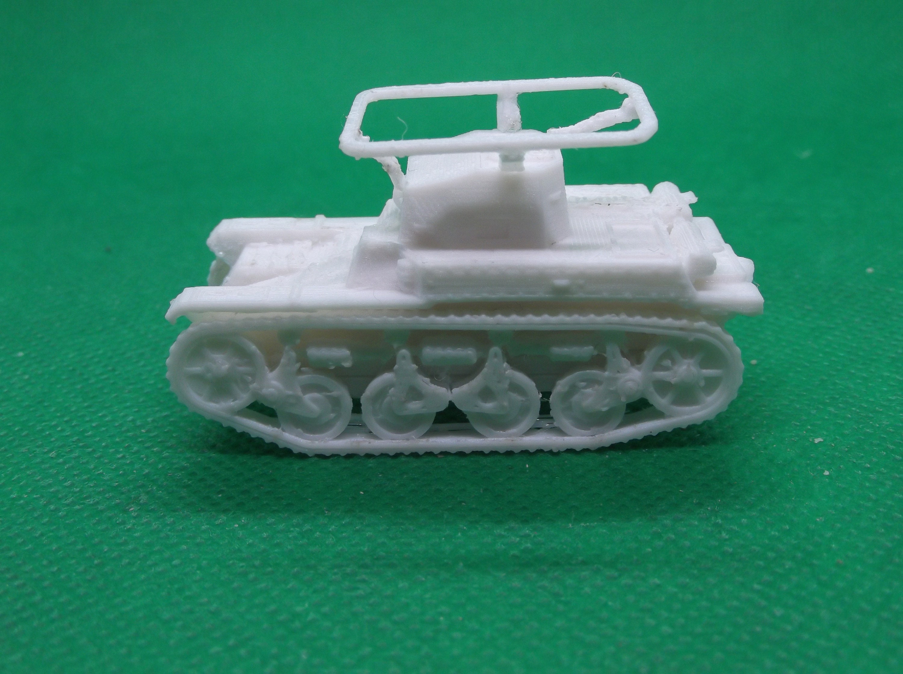 1/72 Scale French Renault AMR35 ADF1 Squadron Command Tank, World War ...