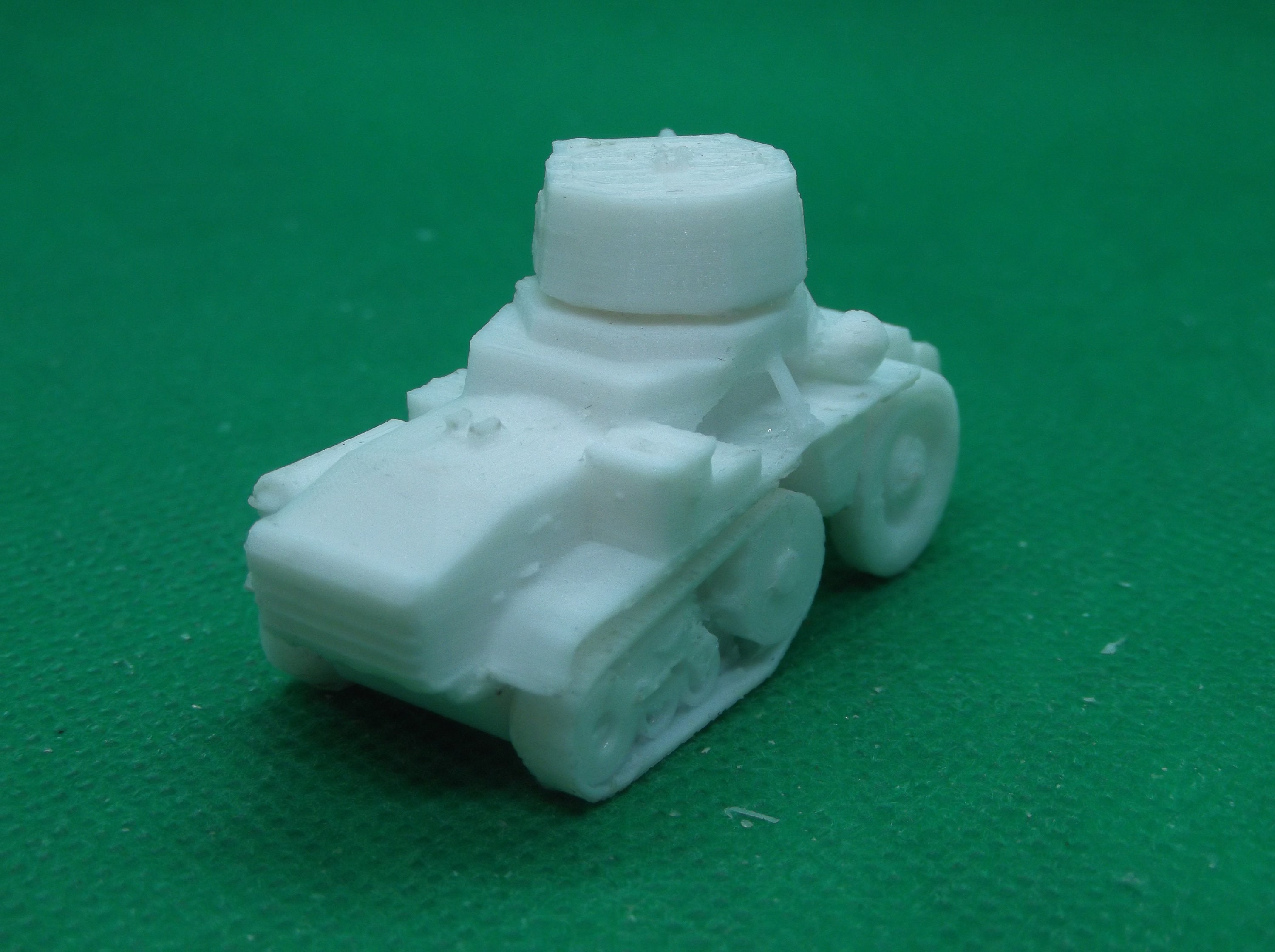 1/72 Scale French AMR Citroen-kégresse P28 Armored Car, World War Two ...
