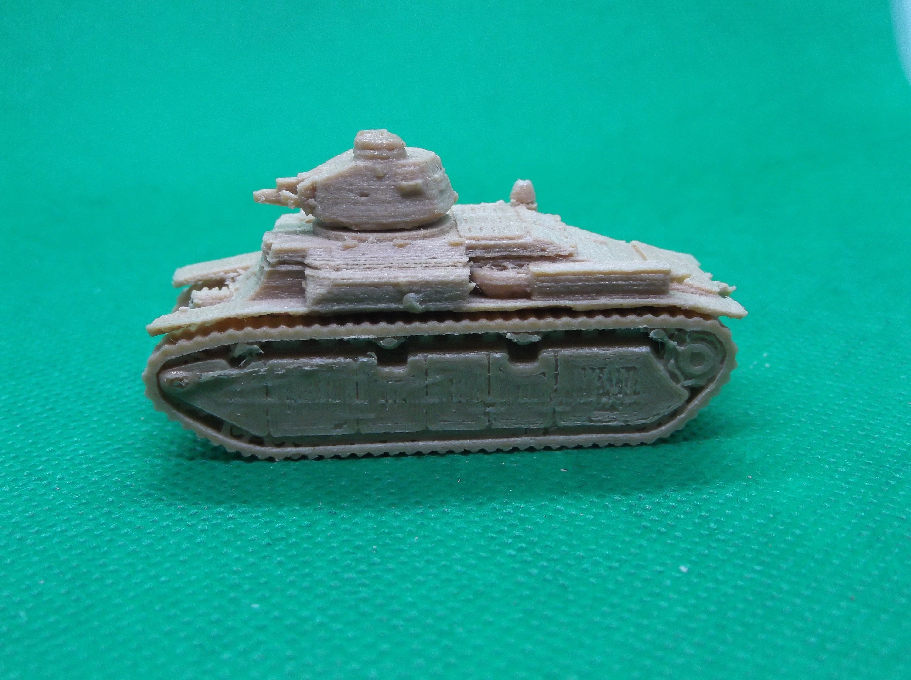 1/100 Scale French Char D2 Medium Tank (early Variant), World War Two ...
