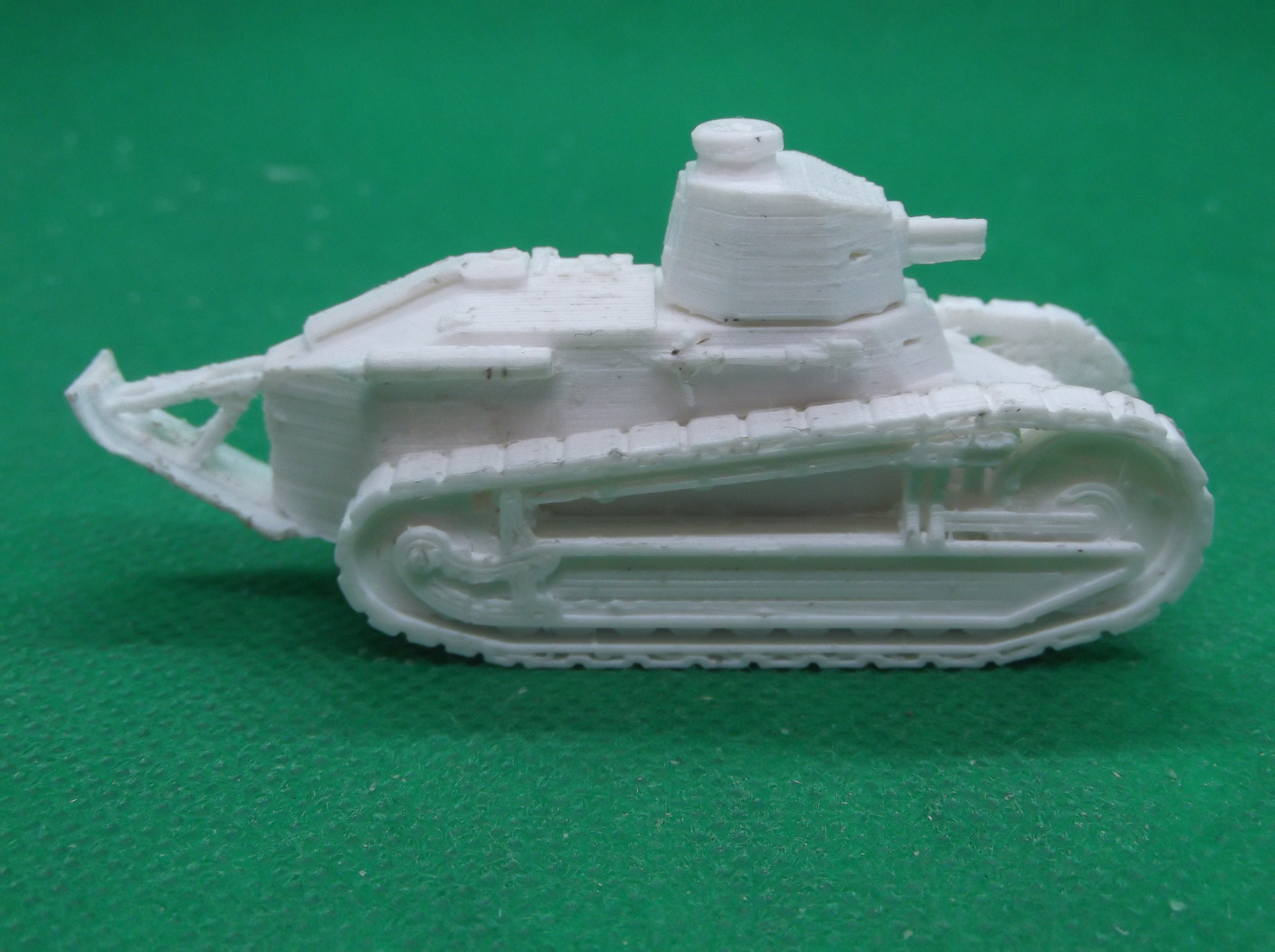 1/72 Scale French Renault FT Light Tank With Puteaux Armed Octagonal ...