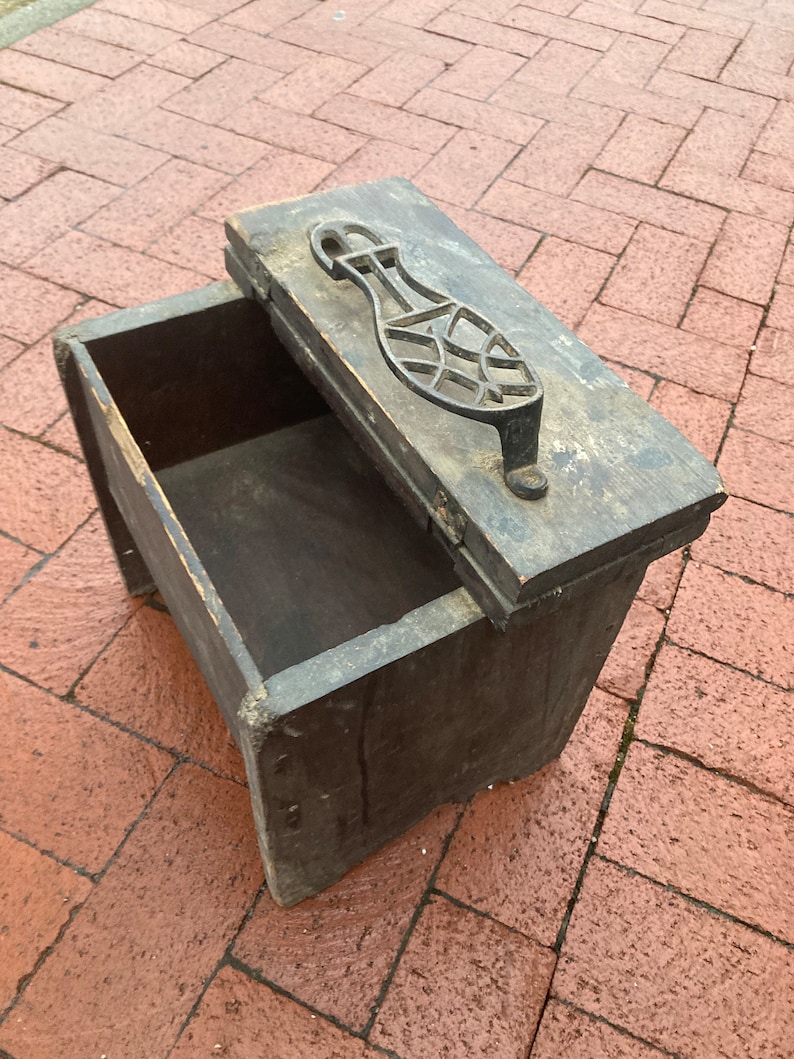 Vintage Wooden Shoe Shine Box - Etsy