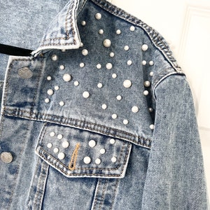 Custom Hand Painted Pearl Denim Jacket Hand-lettered Custom Pearl Jean ...