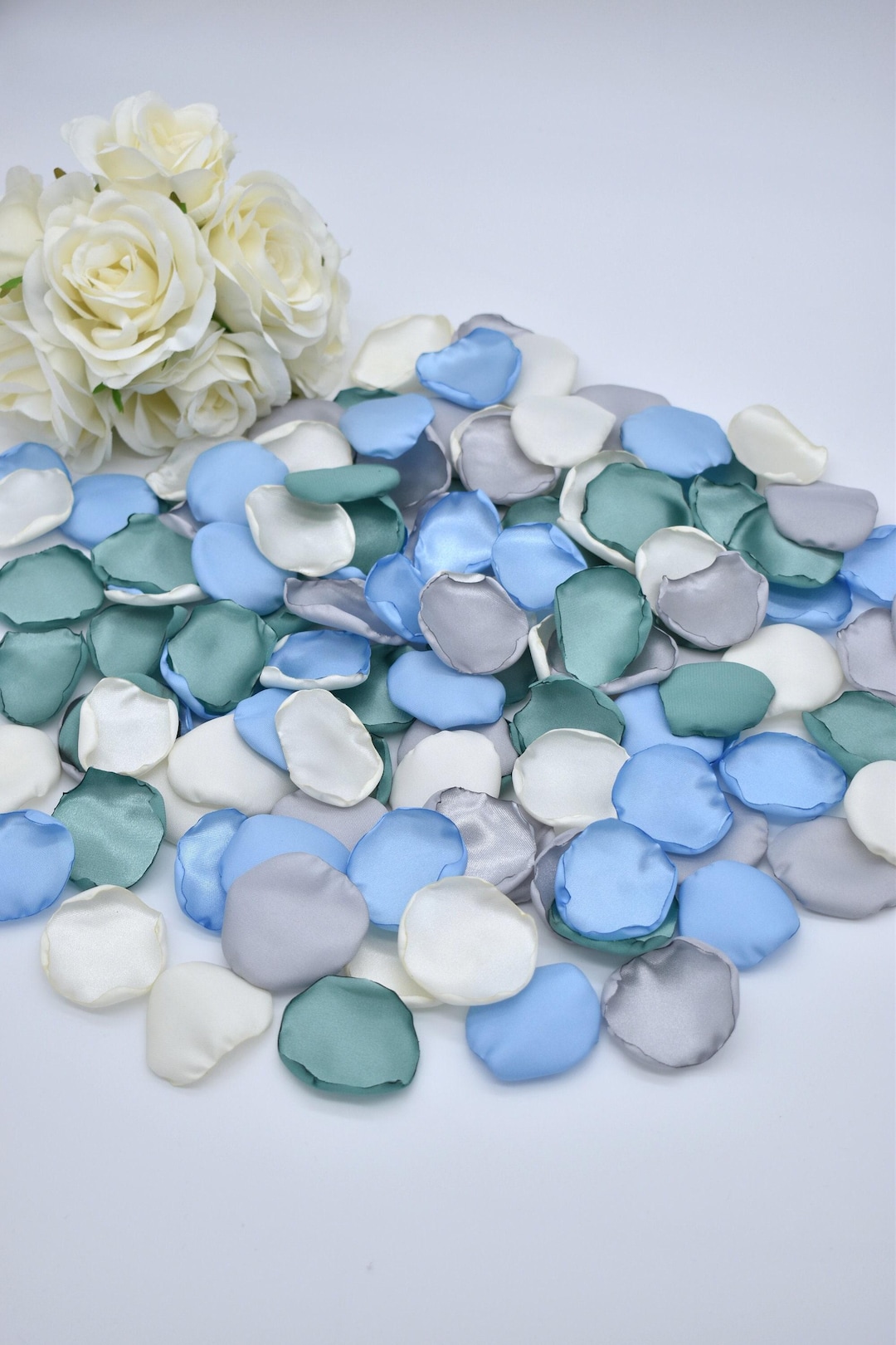 Eucalyptus Rose Petals, Light Blue Petals, Silver, Ivory Petals Summer ...