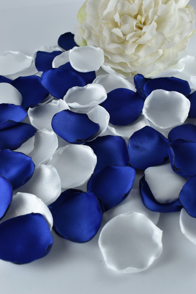 Royal Blue Rose Petals White Rose Petals Wedding Decor Flower | Etsy