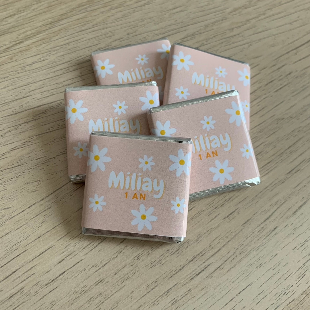 Personalized Daisy Chocolates - Etsy
