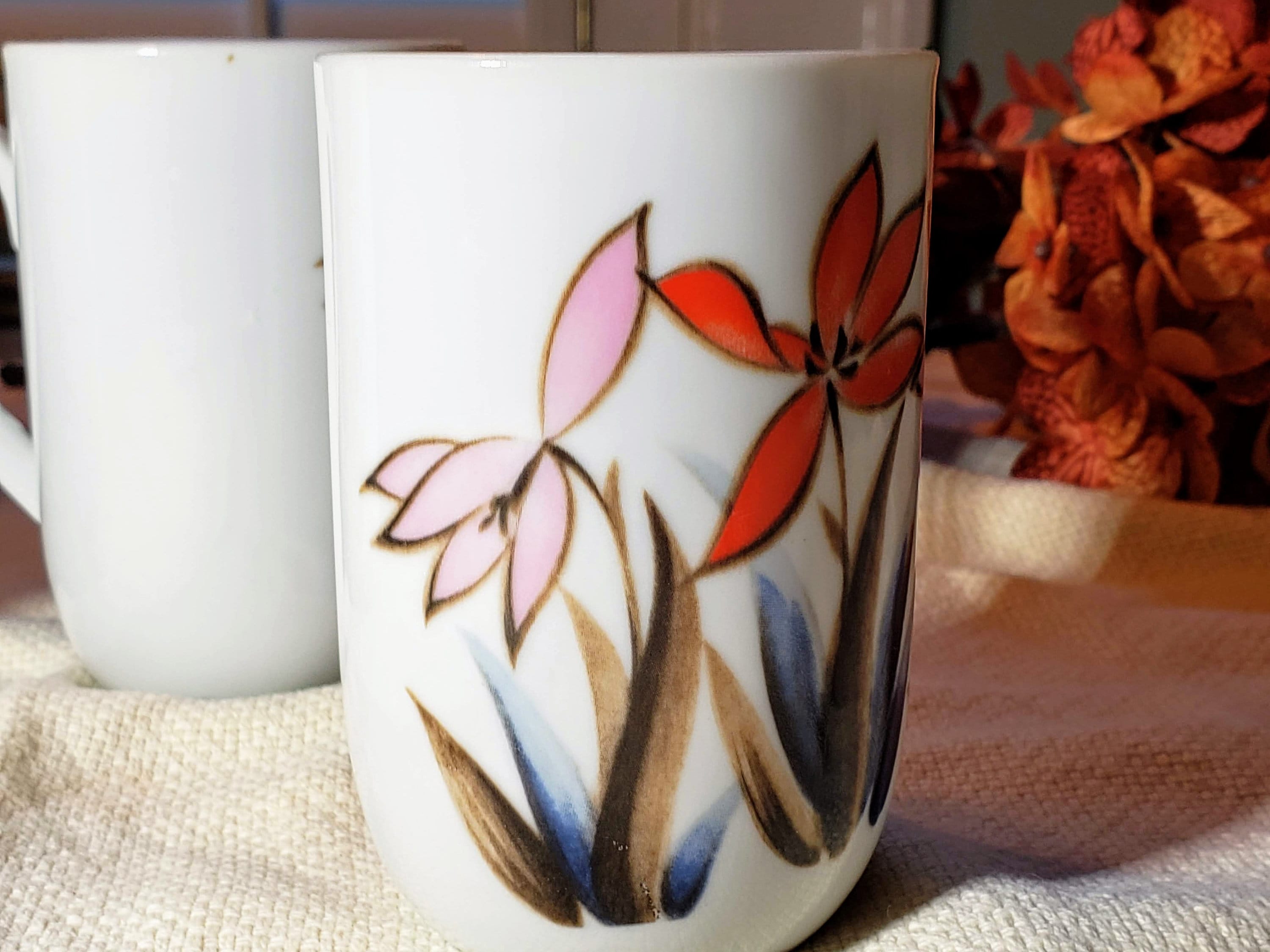 Japanese Porcelain Tea Cups Set of 3 Whimsical Red & Pink - Etsy