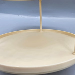 Rubbermaid Vintage 2 Tier Lazy Susan ~ Cream Colored Kitchen Table ...