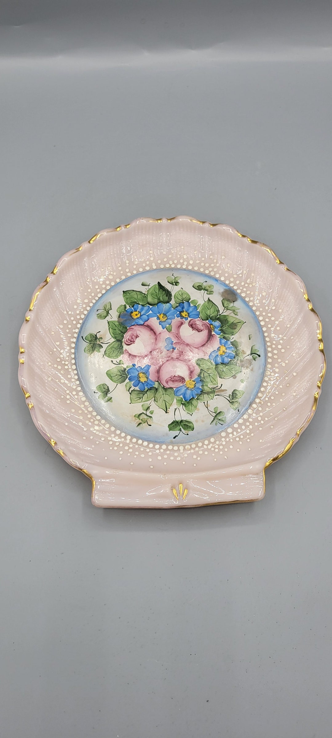 Cambridge Crown Tuscan Sea Shell With Charleton Roses ~ Pink ...