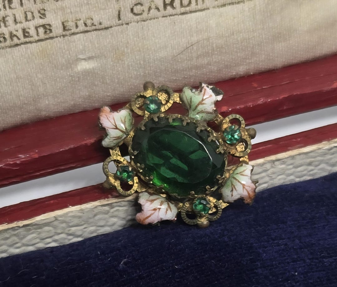 RARE - Small Vintage C-clasp Green Glass and Enamel Brooch - Etsy