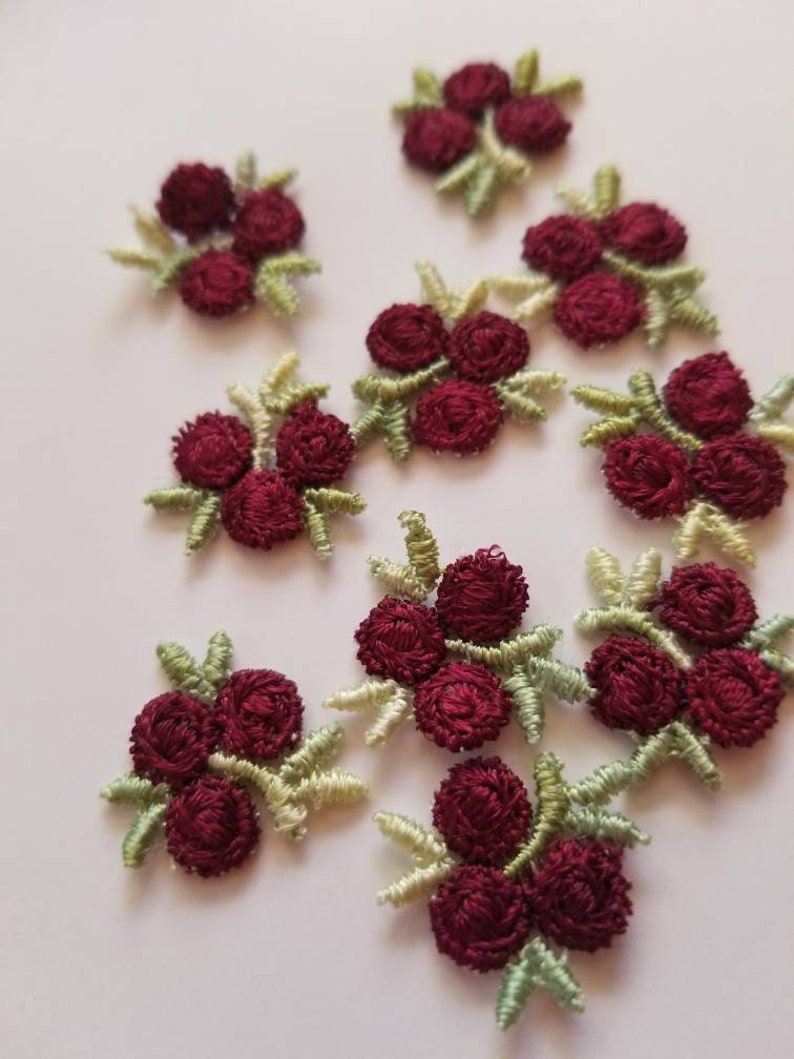 Tiny Rosebud Applique White Burgundy Yellow - Etsy.de