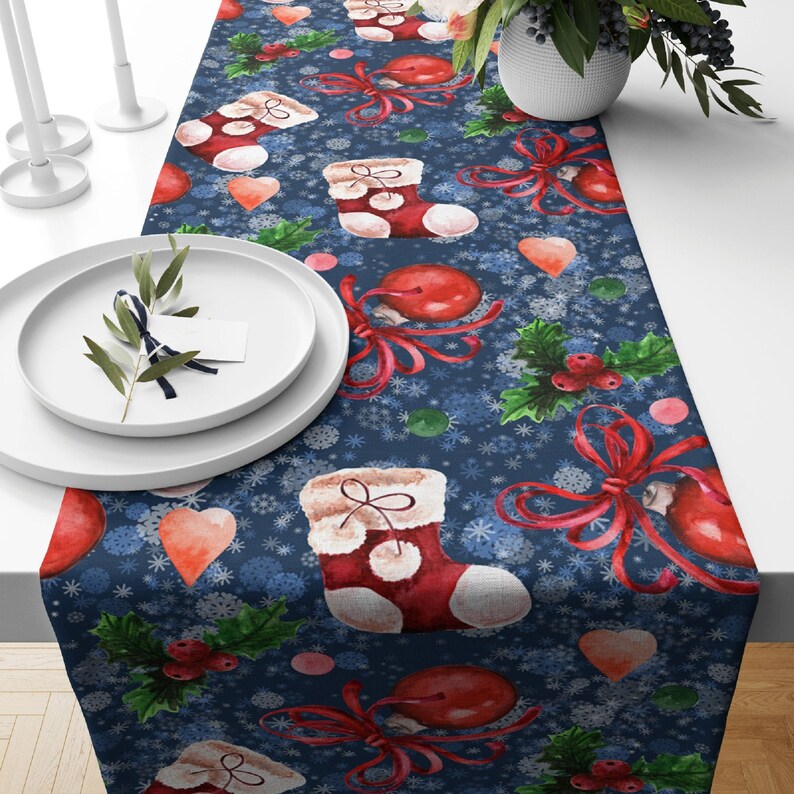 Christmas Table Runnerswinter Trend Table Runnerxmas Holly - Etsy