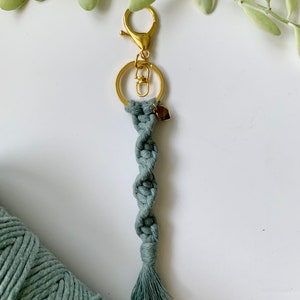 Macrame Twisted Pattern Keychain - Etsy