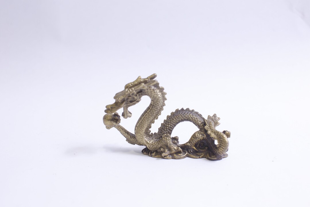 Elegant Gold Metal Dragon Pin - Stunning Brooch for Clothes, WH-011 150 ...