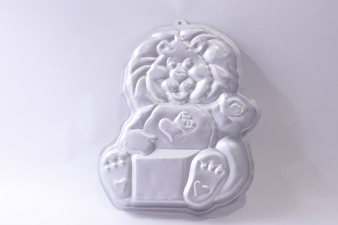 Care Bear Cousins, Brave Heart Lion, Cake Pan, 13 Inches, Baking Form ...