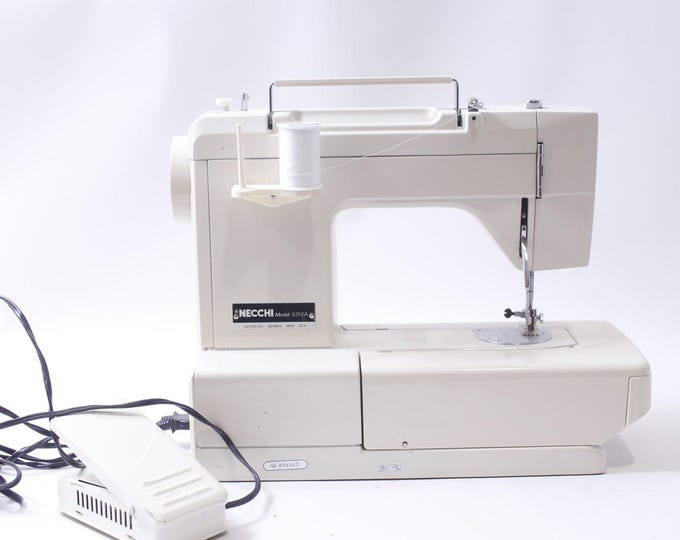Necchi, Model 535FA, Sewing Machine, Electric, Taiwan, Vintage, Craft ...
