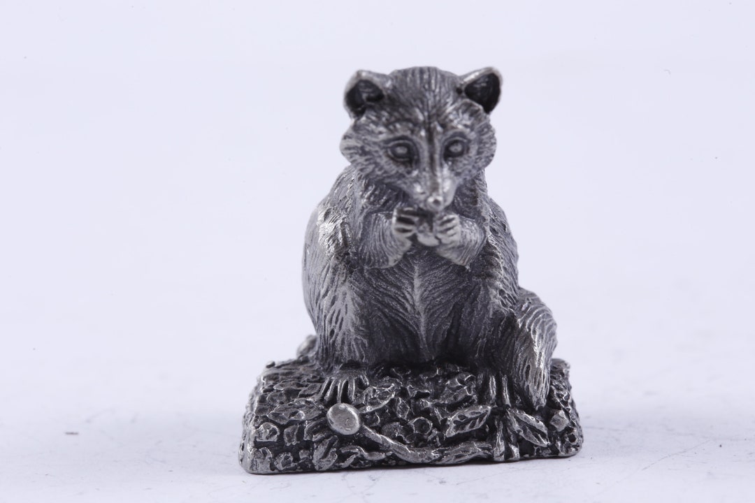 The Raccoon, Signed, Pewter, Figurine, Jane Lunger, FM 1981, Statuette ...