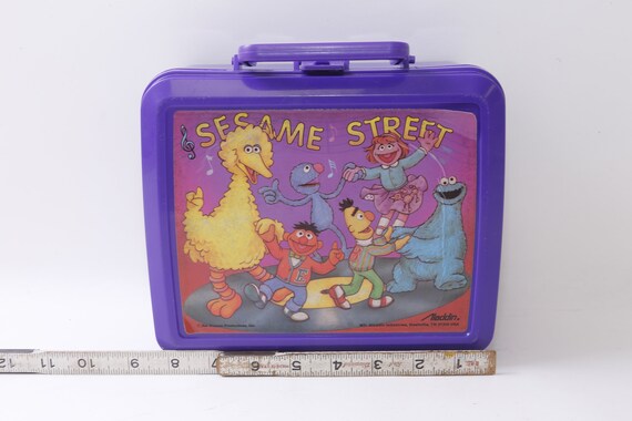 Sesame Street, Aladdin, Muppets, Blue Lunch Box, Plas… - Gem