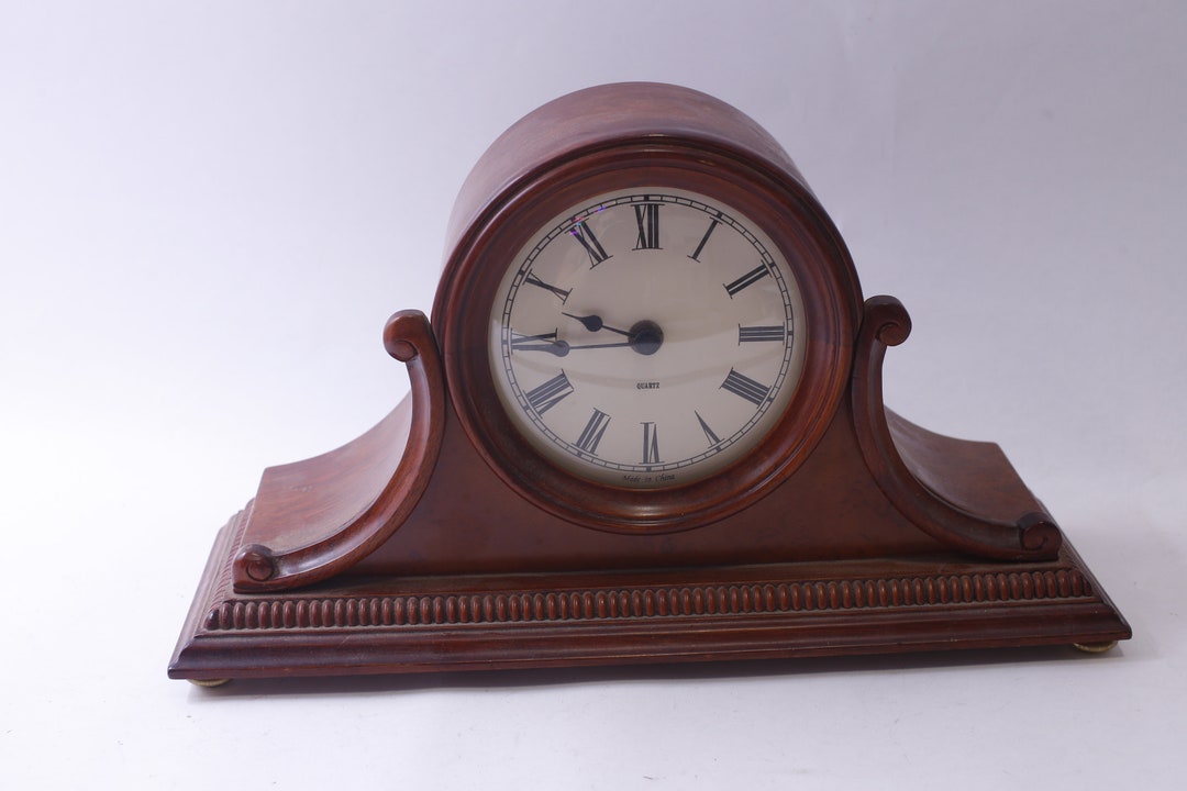 Brown Wooden Mantel Clock, Retro Design, Quartz, Roman Numerals ...