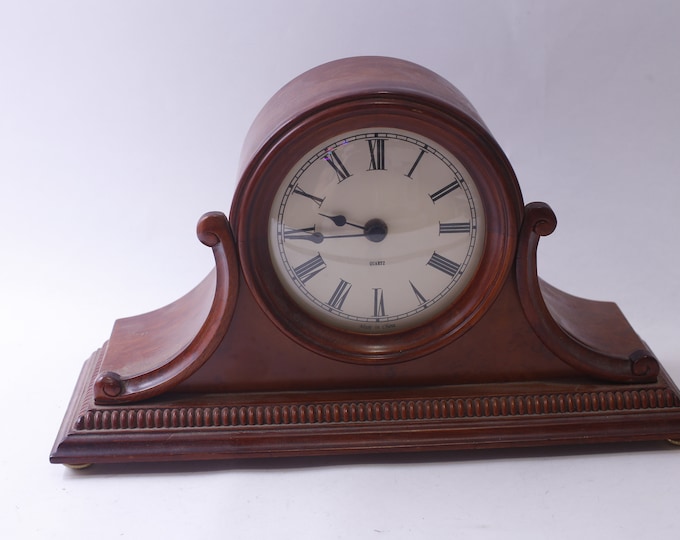 Brown Wooden Mantel Clock, Retro Design, Quartz, Roman Numerals ...