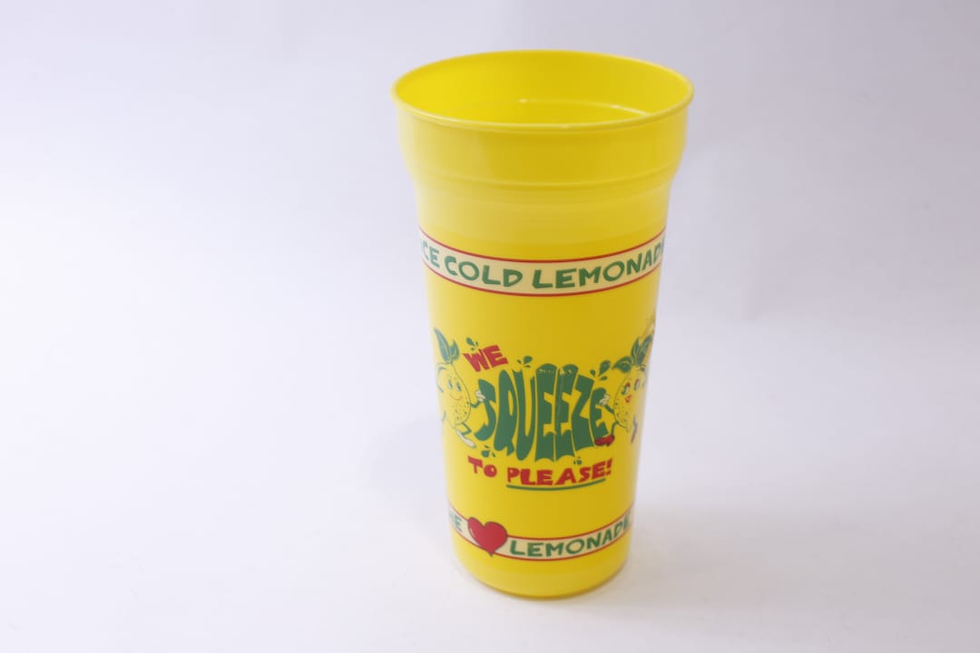We Squeeze to Please, Yellow Lemonade Cup, Plastic Glass, Summer, Party ...