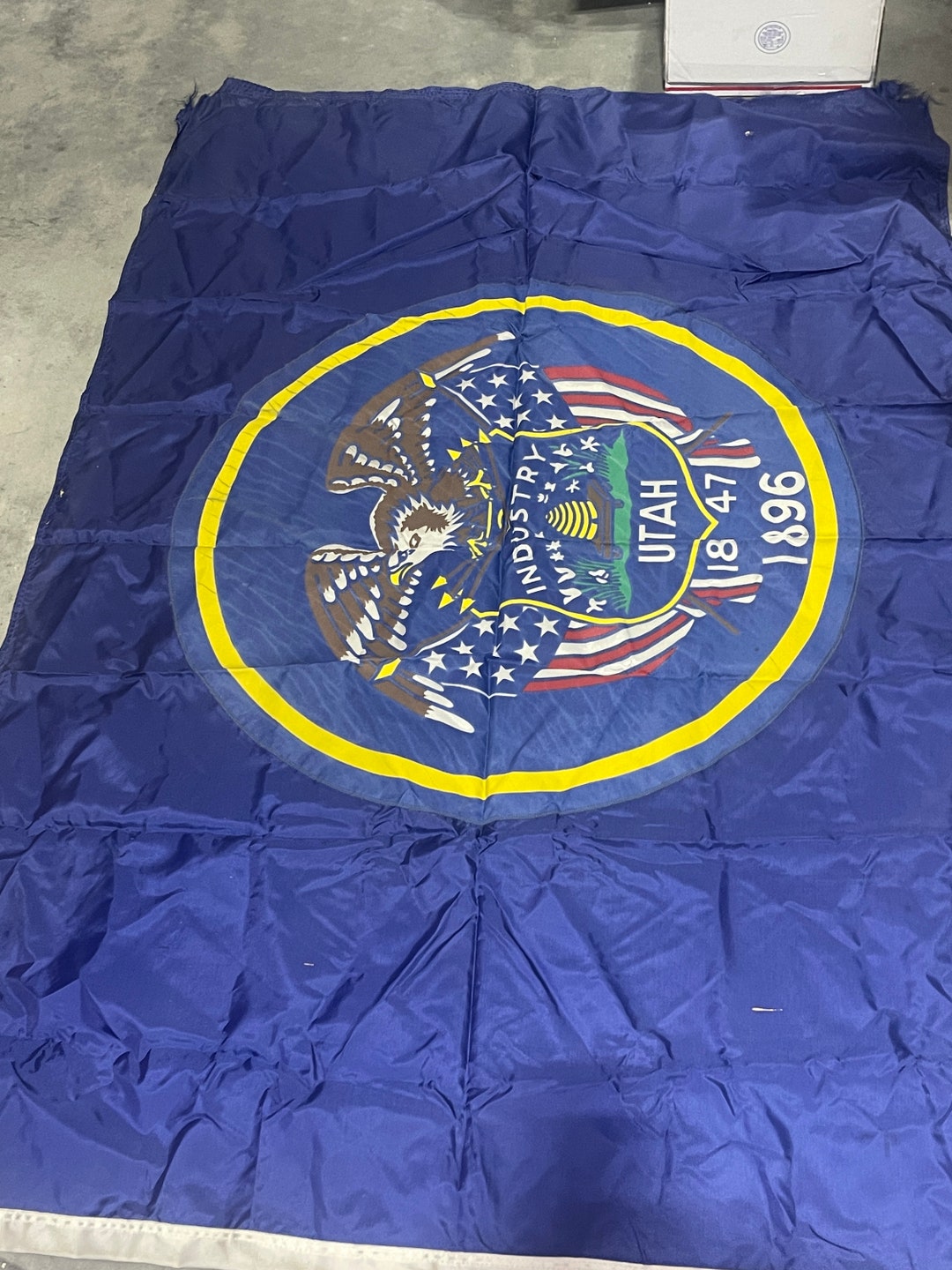 Utah Historic State Flag, Blue Flag With the State Seal, Wall Hanging ...