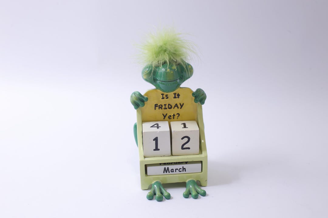 Funny Frog Perpetual Calendar, is It Friday Yet, Month and Day ...