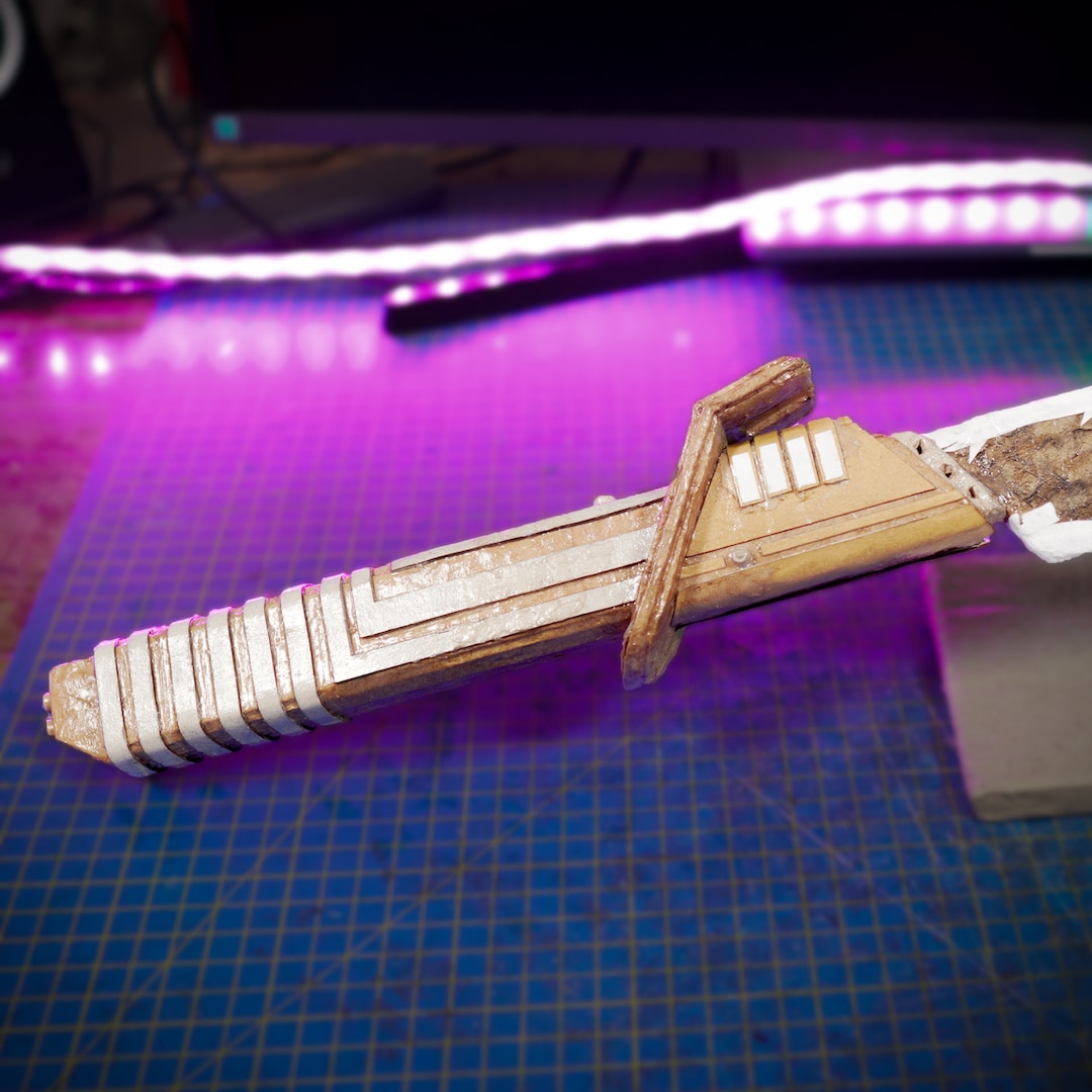 Mandalorian Darksaber Out of Cardboard TEMPLATES - Etsy