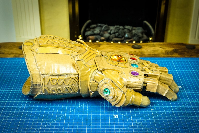 Infinity Gauntlet Out of Cardboard TEMPLATES - Etsy