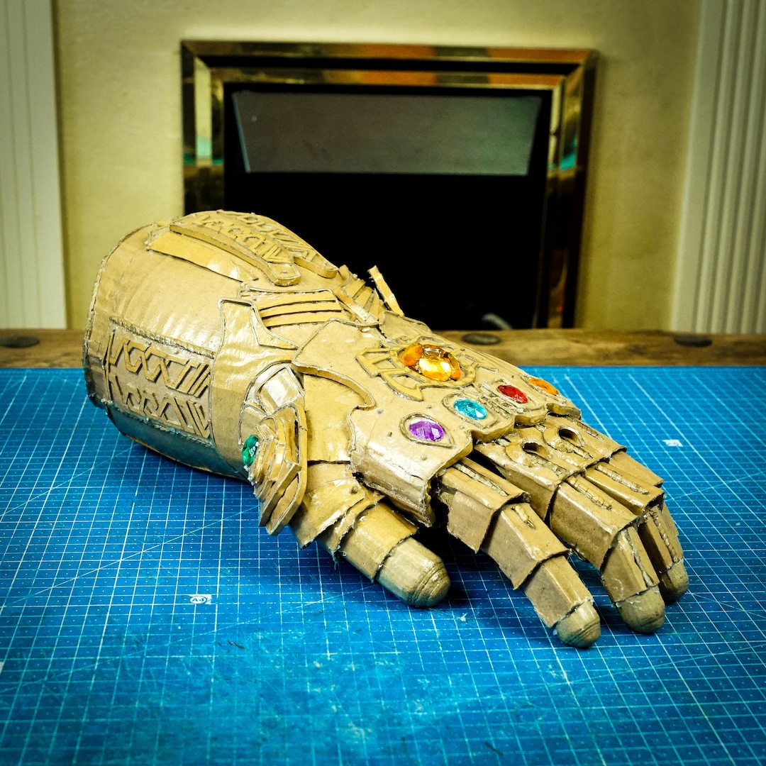 Infinity Gauntlet Out of Cardboard TEMPLATES - Etsy