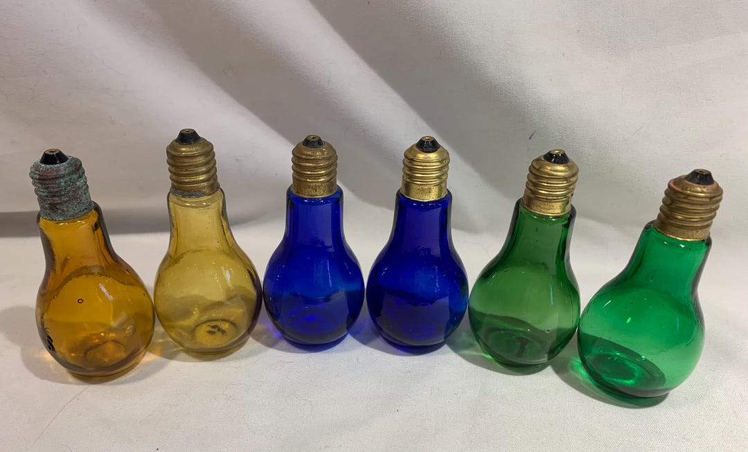 Vintage Light Bulb Salt Pepper Shakers - Etsy