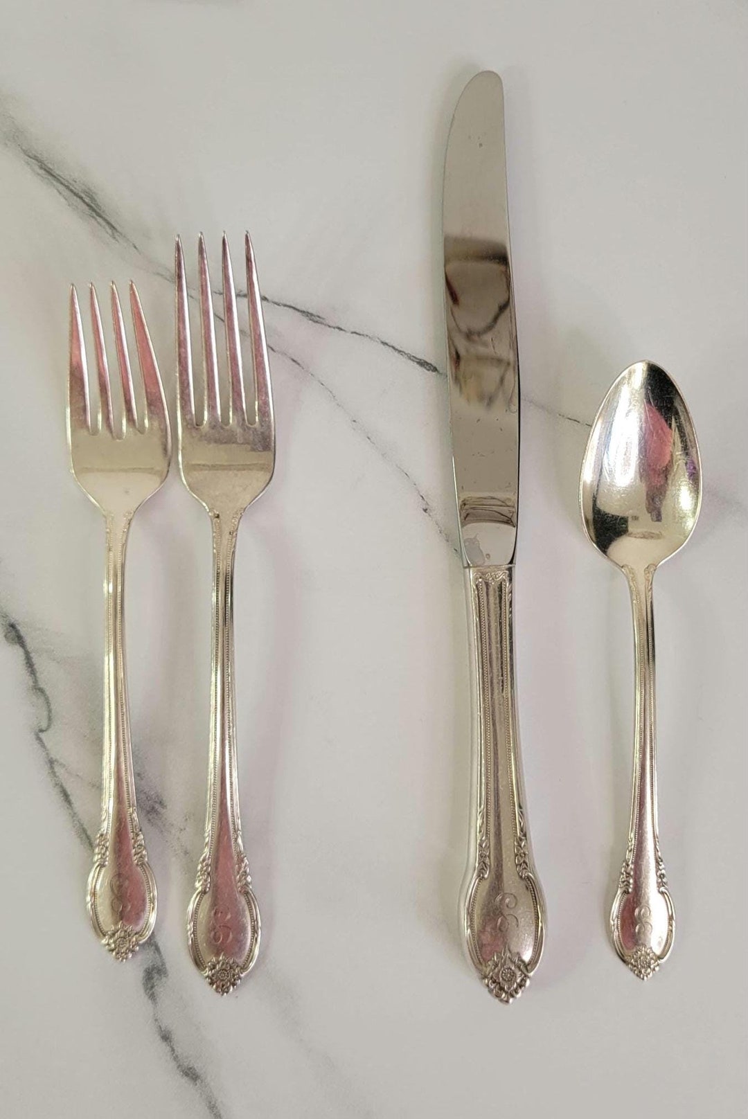 Vintage Silverware - 1847 Rogers Remembrance Pattern - 12 Partial ...