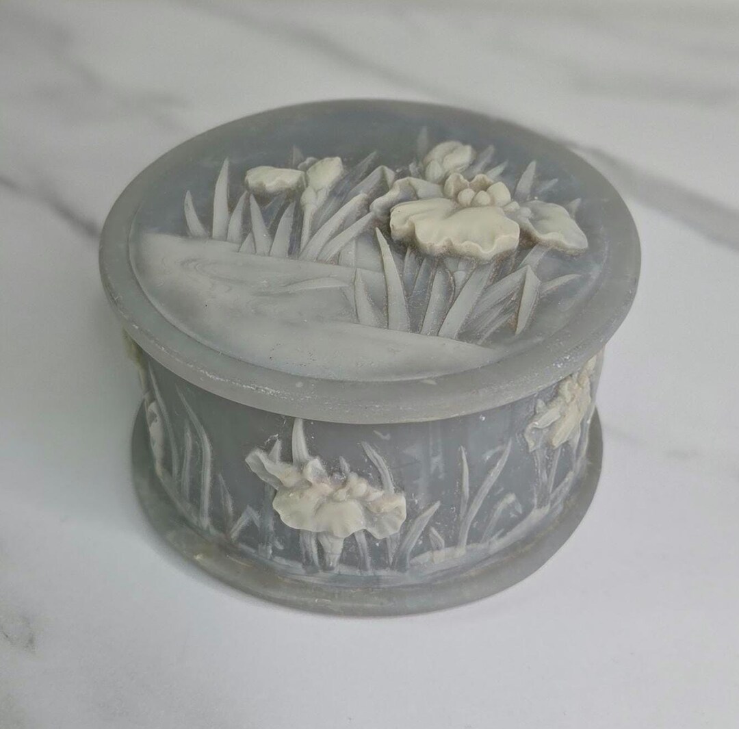Vintage Incolay Blue Iris Round Jewelry/trinket Box - 5" - Etsy