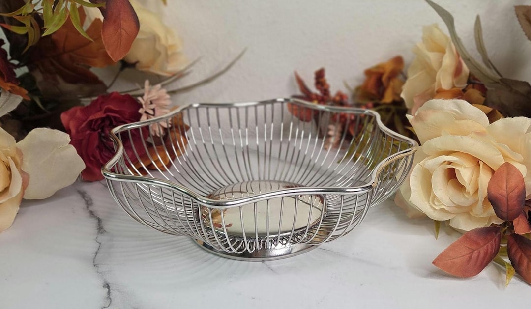 Vintage Raimond Silverplate Wire Fruit Bowl/bread Basket - Made in ...