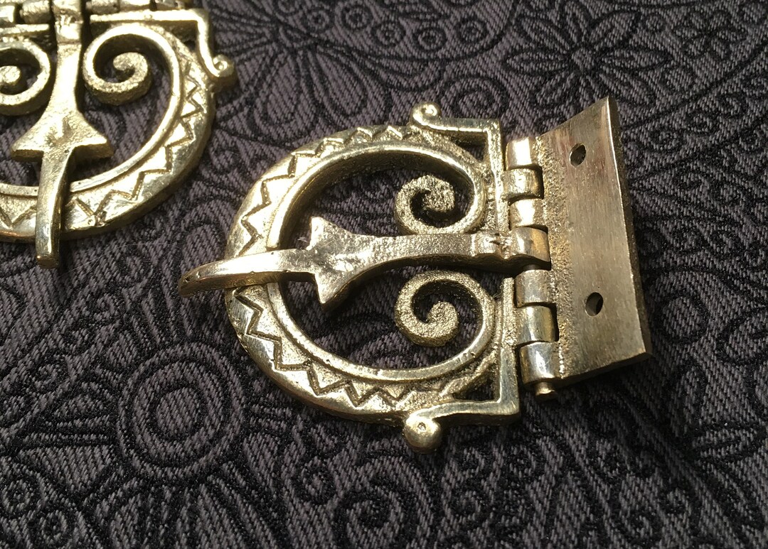Roman Buckle With Triangular Design - Etsy